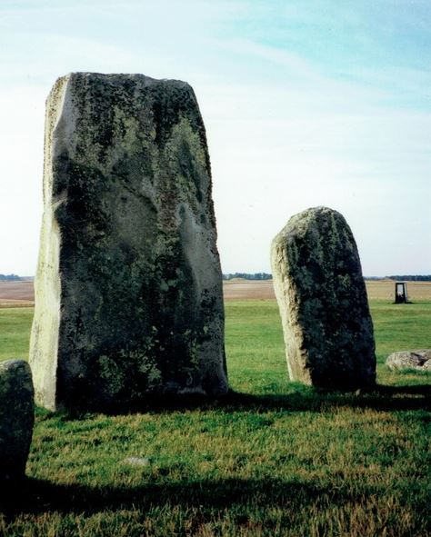 The Core Symbolism of Stonehenge - Silent Earth